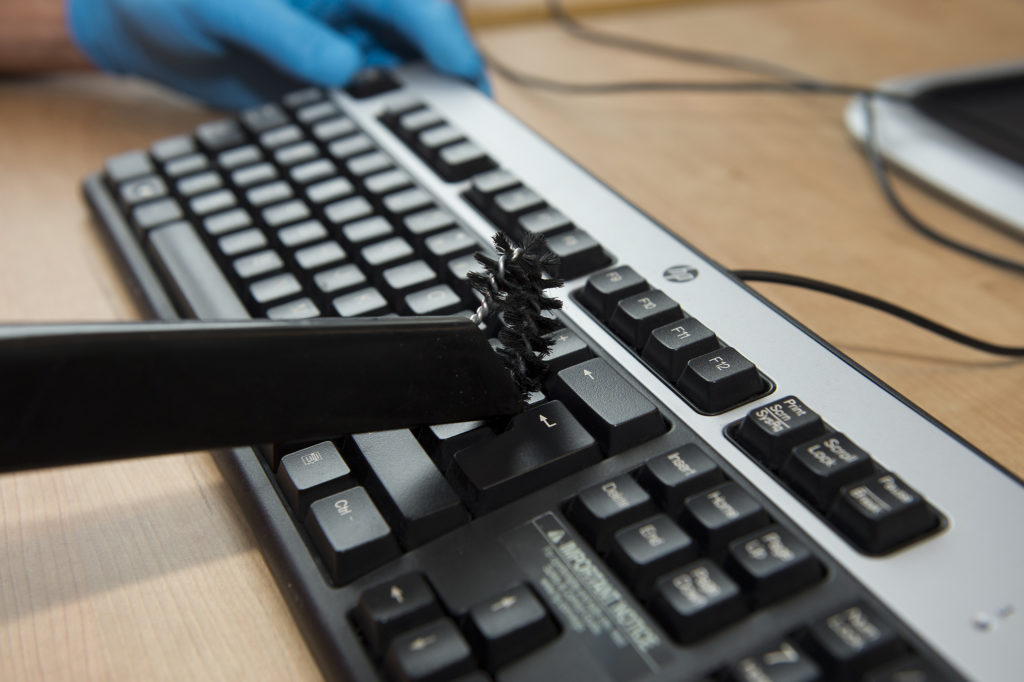 Computerreiniging - VLS groep